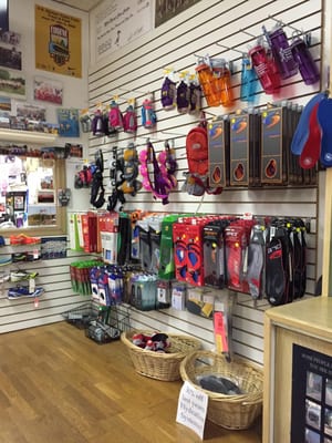 RAGGED MOUNTAIN RUNNING SHOP - Updated December 2025 - 12 Photos & 61 ...
