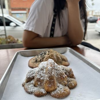 ROJI BAKERY - Updated July 2024 - 310 Photos & 218 Reviews - 807 S La ...