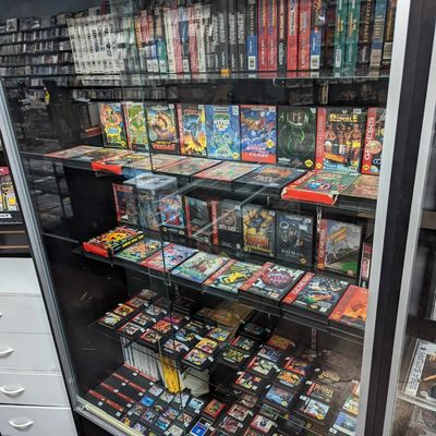 GAME TOWER - Updated December 2025 - 90 Photos & 45 Reviews - 209 N ...