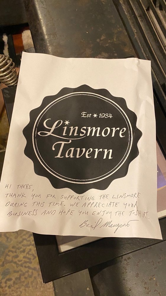 LINSMORE TAVERN - 1298 Danforth Avenue, Toronto, Ontario, Canada ...