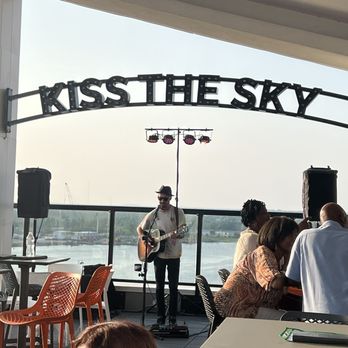 CLOUD 9 ROOFTOP BAR - Updated November 2025 - 100 Photos & 72 Reviews ...