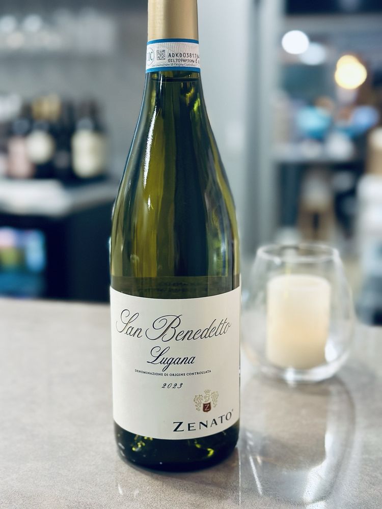 TRIANGLE WINES - Updated December 2025 - 20 Photos & 10 Reviews - 6235 ...