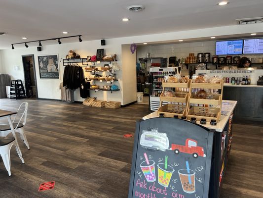 HEY BEAR CAFE - Updated December 2025 - 192 Photos & 131 Reviews - 9036 ...