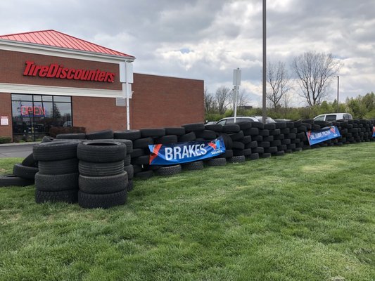 TIRE DISCOUNTERS - Updated August 2025 - 19 Photos & 47 Reviews - 1544 ...