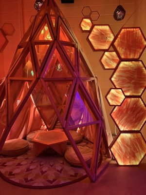 THE BEACON - Updated January 2026 - 83 Photos & 53 Reviews - 2854 ...