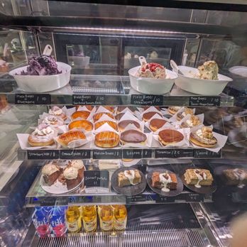 CAFE UPPER - 266 Photos & 99 Reviews - 300 S Hobart Blvd, Los Angeles ...