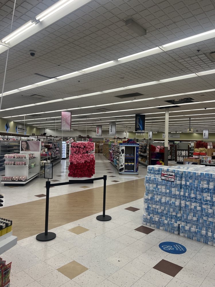 ABSOLUTE DOLLAR - Updated July 2025 - 524 E Danenberg Dr, El Centro ...