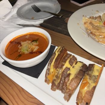 RONTOMS - Updated December 2025 - 281 Photos & 535 Reviews - 600 E ...