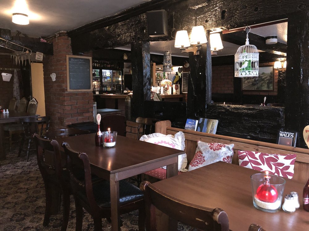 GREEN DRAGON INN - Updated November 2024 - Welshpool, Powys, United ...