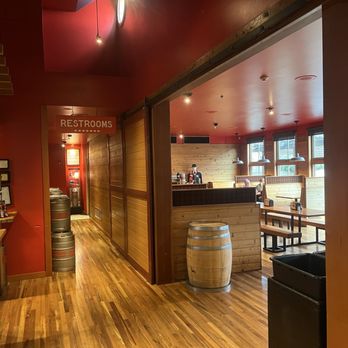 PUBLIC COAST BREWING - Updated May 2025 - 424 Photos & 521 Reviews ...