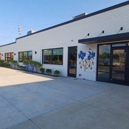 BORAGE - Updated July 2025 - 528 Photos & 147 Reviews - 1609 N Lynhurst ...