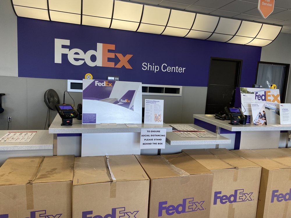 FEDEX SHIP CENTER - Updated October 2025 - 14 Photos & 18 Reviews ...