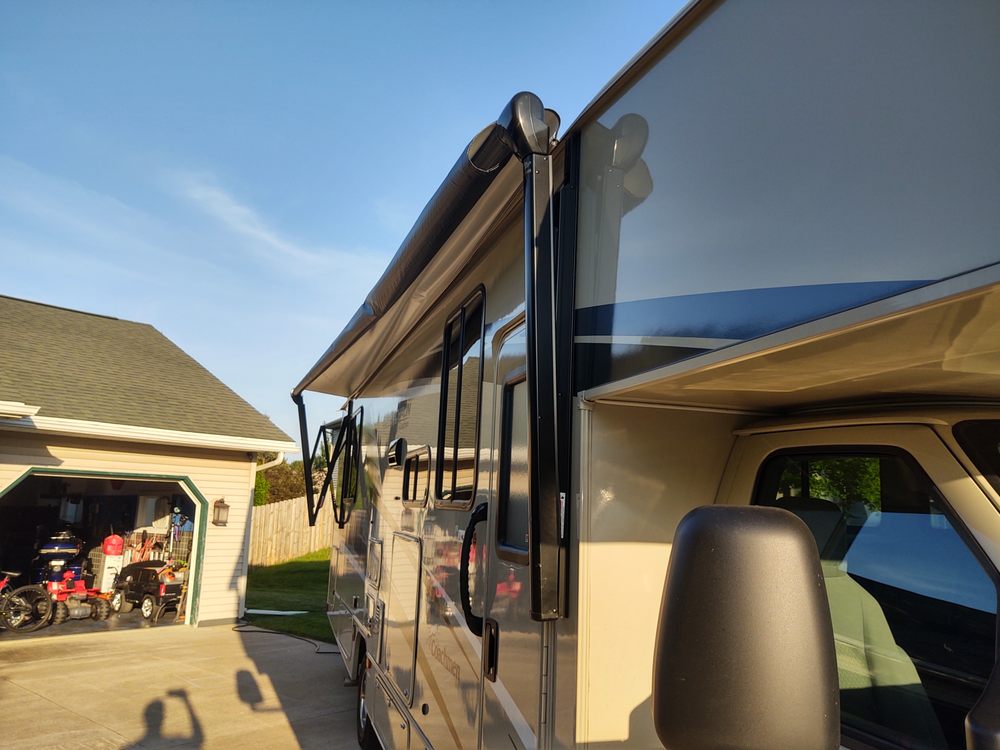 LAZYDAYS RV OF KNOXVILLE - Updated October 2025 - 23 Photos & 71 ...