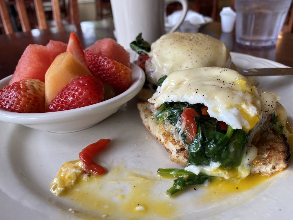 PAPERBACK CAFE - 61 Photos & 131 Reviews - 210 Main St, Old Saybrook ...