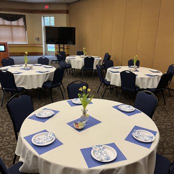 MIDDLEBURG HEIGHTS COMMUNITY CENTER - Updated October 2025 - 27 Photos ...