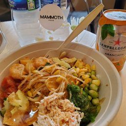 MAMMOTH POKE - 106 Photos & 57 Reviews - Poke - 2035 N Western Ave ...