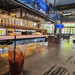 DIERKS BENTLEY’S WHISKEY ROW GILBERT - Updated October 2025 - 823 ...