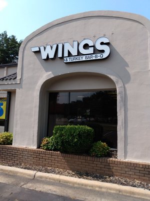 WINGS & TURKEY BBQ - Updated July 2025 - 39 Photos & 46 Reviews - 11016 ...