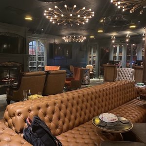 TAP N ASH SOCIAL CLUB - 80 Photos & 38 Reviews - 1606 South Commerce St ...