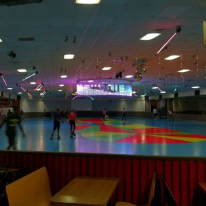 RIVERSIDE ARENA - 20 Photos & 41 Reviews - 36635 Plymouth Rd, Livonia ...
