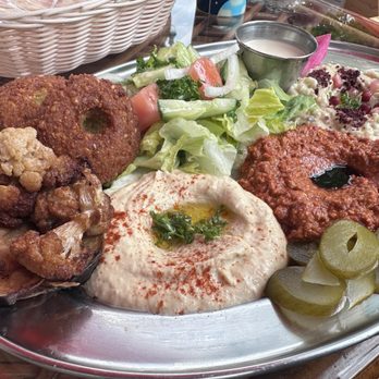 LA ROCHE LEBANESE CUISINE - Updated December 2025 - 86 Photos & 59 ...