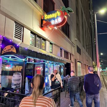SUNNY’S BAR - Updated December 2025 - 89 Photos & 168 Reviews - 902 ...