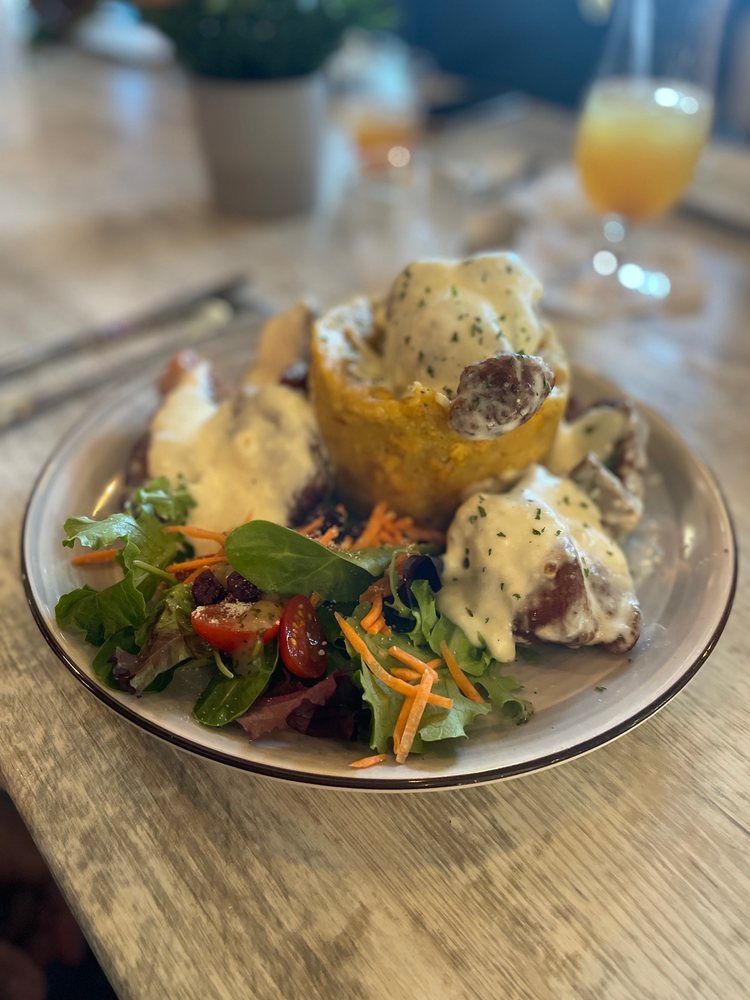 LAS CASITAS LATIN RESTAURANT - 28 Photos & 12 Reviews - 457 S Avalon ...