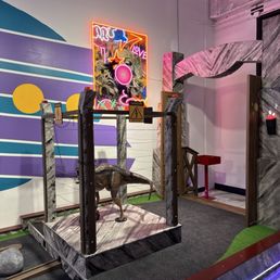 FAT PUTTER - Updated July 2025 - 28 Photos - 713 Walnut St, Des Moines ...