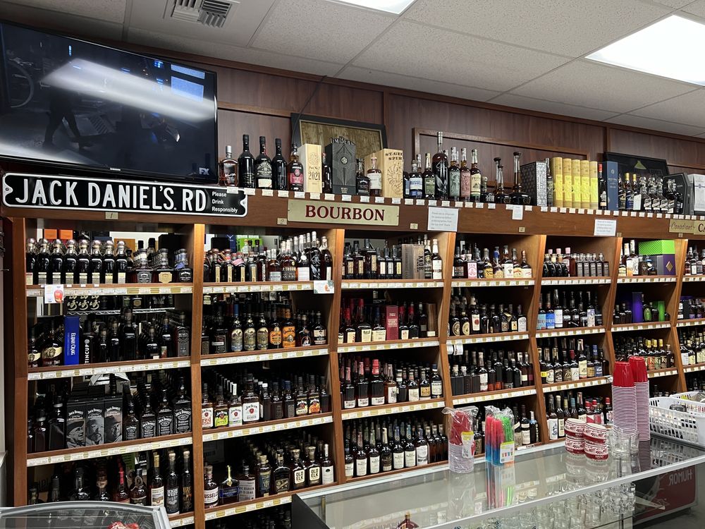 RENTON LIQUOR & WINE - Updated September 2025 - 46 Photos & 17 Reviews ...
