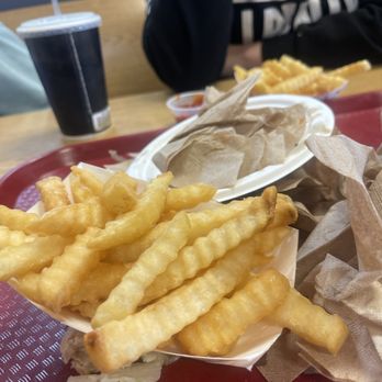 CHARLIE RIEDEL’S FAST FAMILY RESTAURANT - Updated December 2025 - 56 ...