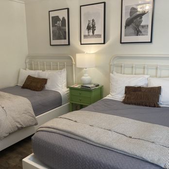 STABLES INN - Updated August 2025 - 122 Photos & 55 Reviews - 730 ...