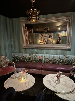 FLOWER ON FREEMAN - Updated May 2025 - 39 Photos & 10 Reviews - 2102 ...