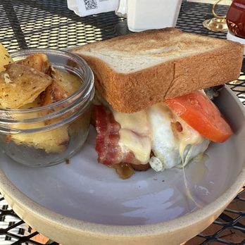 RENAUD’S PATISSERIE & BISTRO - Updated June 2024 - 672 Photos & 596 ...