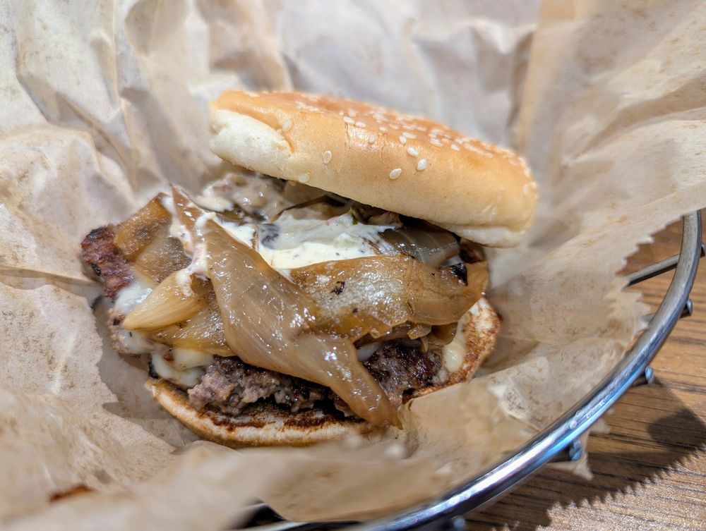 FARM BURGER - MIDTOWN ATLANTA - Updated October 2025 - 176 Photos & 128 ...