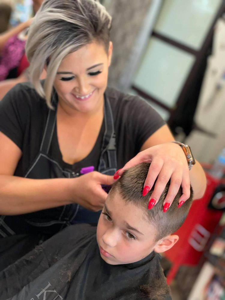 COMB TOGETHER - Updated December 2025 - COLUMBUS, Indiana - Hair Salons ...