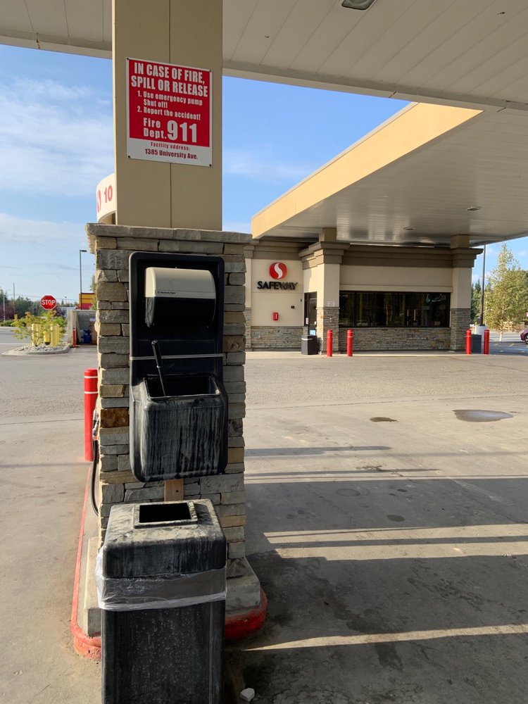 SAFEWAY FUEL STATION - 1385 University Ave, Fairbanks, Alaska - Gas ...