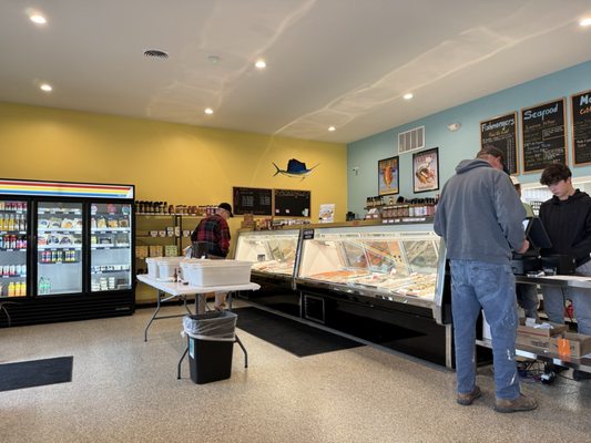 FISHMONGERS SEAFOOD MARKET - Updated December 2025 - 75 Photos & 27 ...