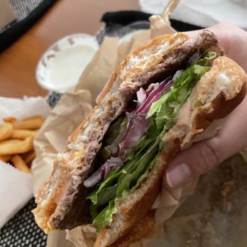 ONE WAY BURGERS - Updated July 2024 - 58 Photos & 66 Reviews - 1403 E ...