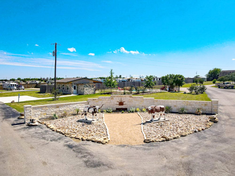 RED BARN RANCH RV PARK - Updated December 2025 - 14 Photos - 115 Cr 212 ...