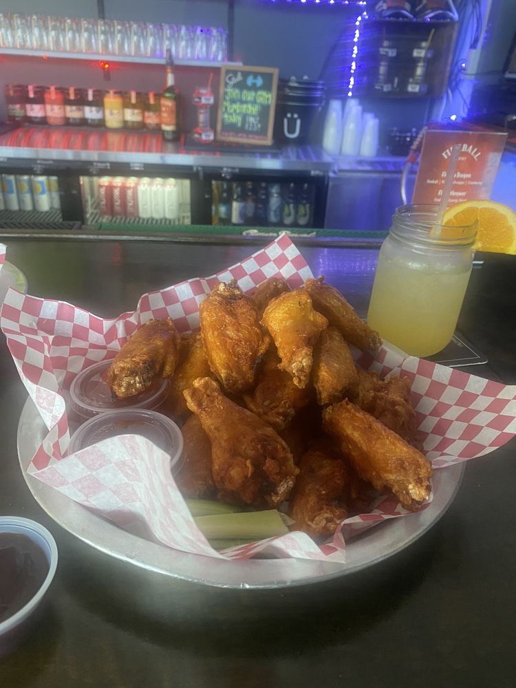 THE COUNTRY GYM BAR AND GRILL - Updated October 2025 - 14 Photos & 29 ...