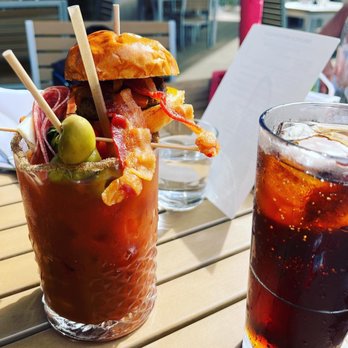 PINSTRIPES - 478 Photos & 371 Reviews - 3849 Gallagher Dr, Edina ...