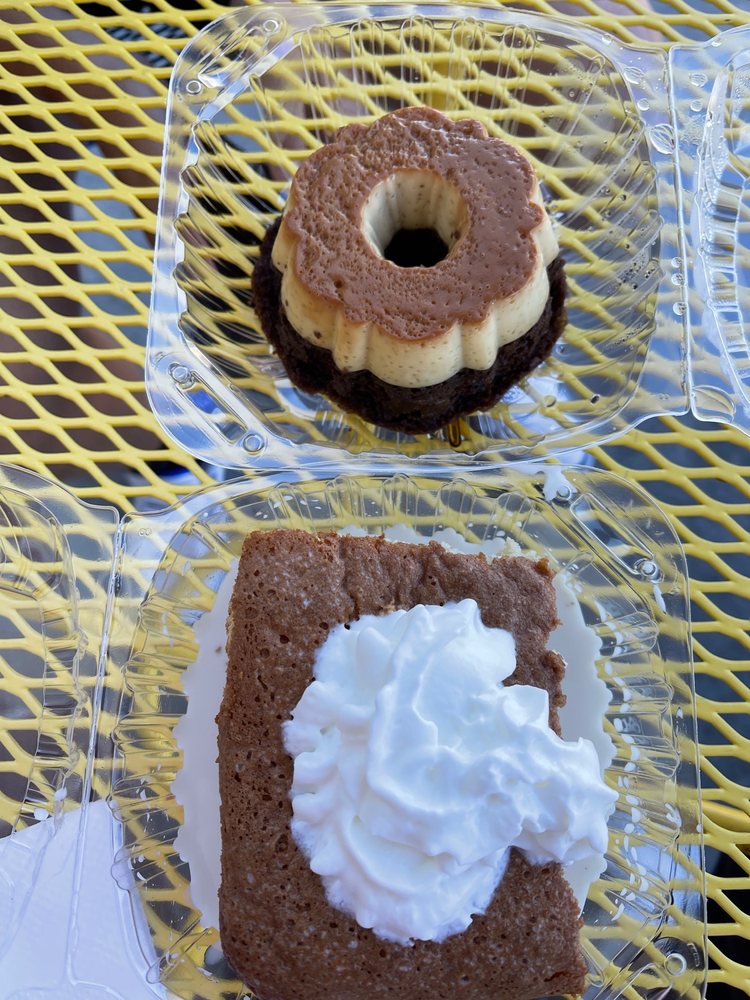 HANGRY DOG - Updated October 2025 - 89 Photos & 79 Reviews - 289 W 1300 ...