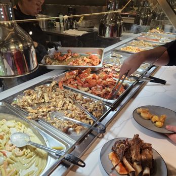 ROYAL BUFFET AND GRILL - Updated April 2025 - 122 Photos & 94 Reviews ...