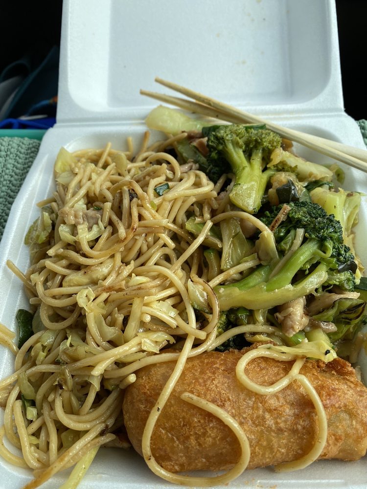 CALIFORNIA CHINESE FAST FOOD - 14 Reviews - 1020 W Maloney Ave, Gallup ...