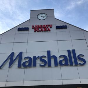 MARSHALLS - 10 Reviews - 200 Border St, Boston, Massachusetts ...