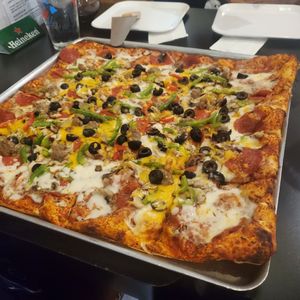 ORIGINAL MAGOO’S PIZZA - 275 Photos & 180 Reviews - 3579 Waialae Ave ...