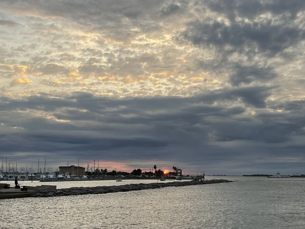 KEEPERS PORT ARANSAS FISHING PIER - CLOSED - Updated August 2025 - 41 ...
