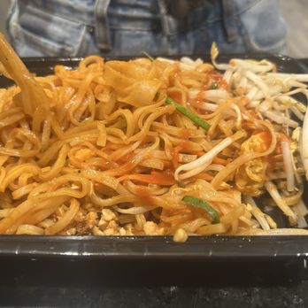 RED ELEPHANT THAI CUISINE - Updated November 2025 - 663 Photos & 304 ...