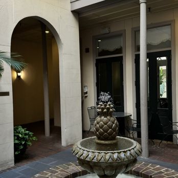 KINGS COURTYARD INN - Updated December 2025 - 93 Photos & 59 Reviews ...