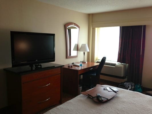 HAMPTON INN & SUITES COLUMBUS-DOWNTOWN - Updated January 2026 - 231 ...